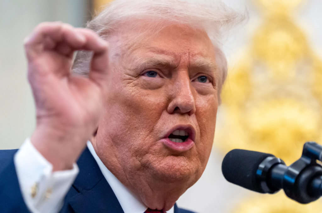 Trump Announces Naval Blockade Targeting Sanctioned Oil Tankers Bound ...